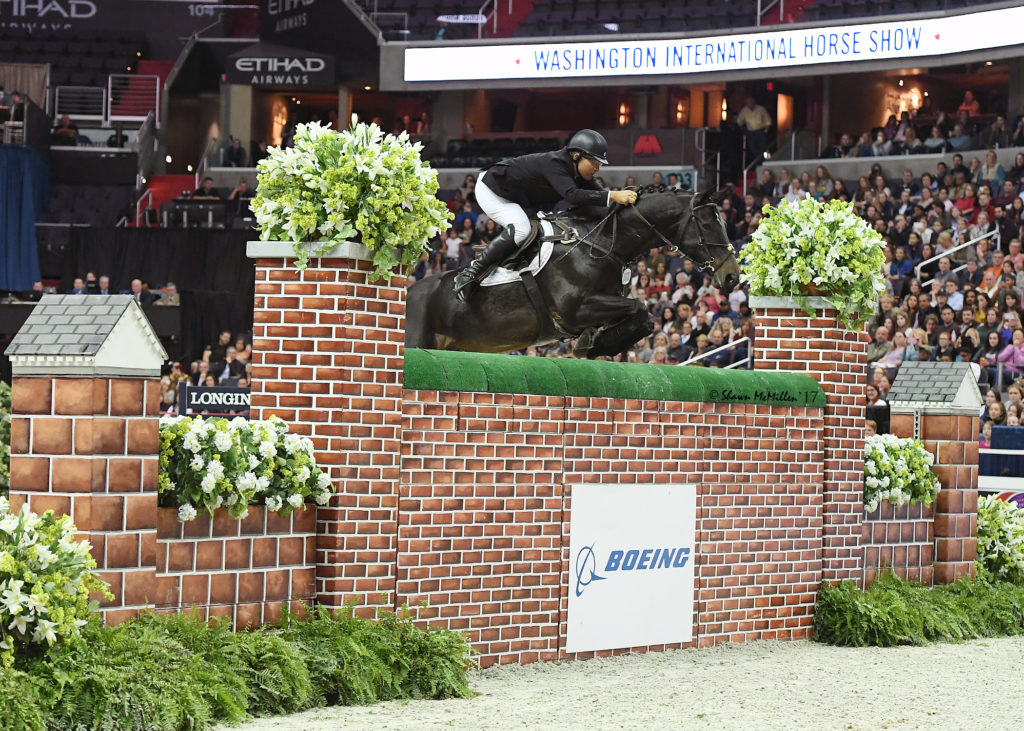 Aaron Vale Soars to Rafters With WIHS Puissance Win - Jumper Nation