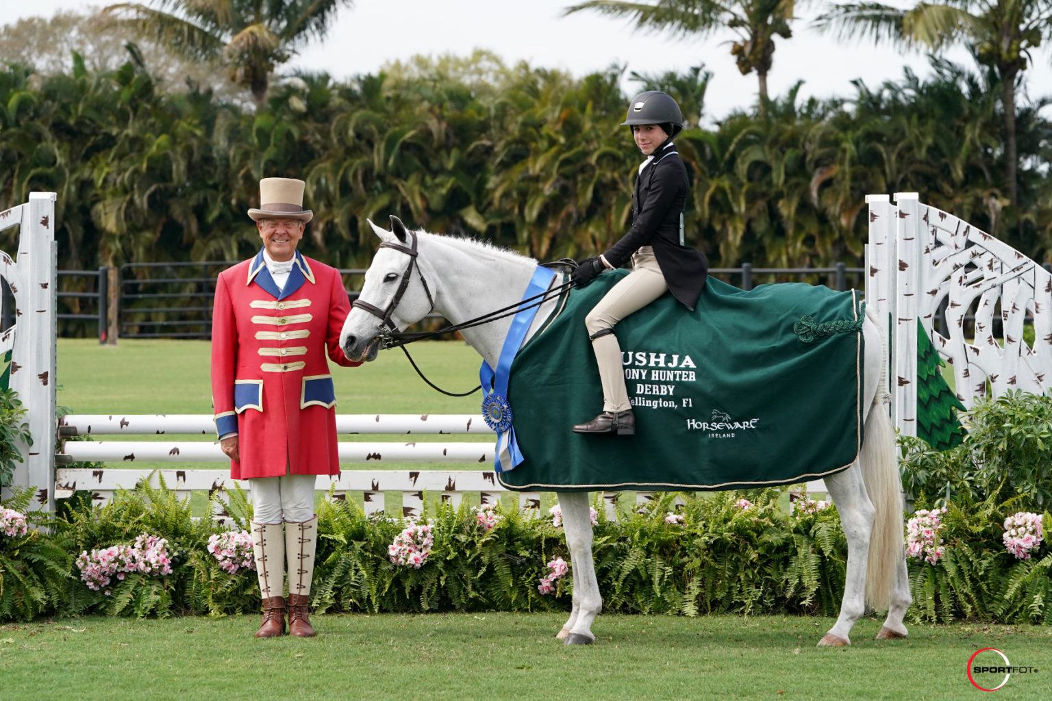 Clara Propp Pilots News Day to the Win in the $5,000 USHJA Pony Hunter ...